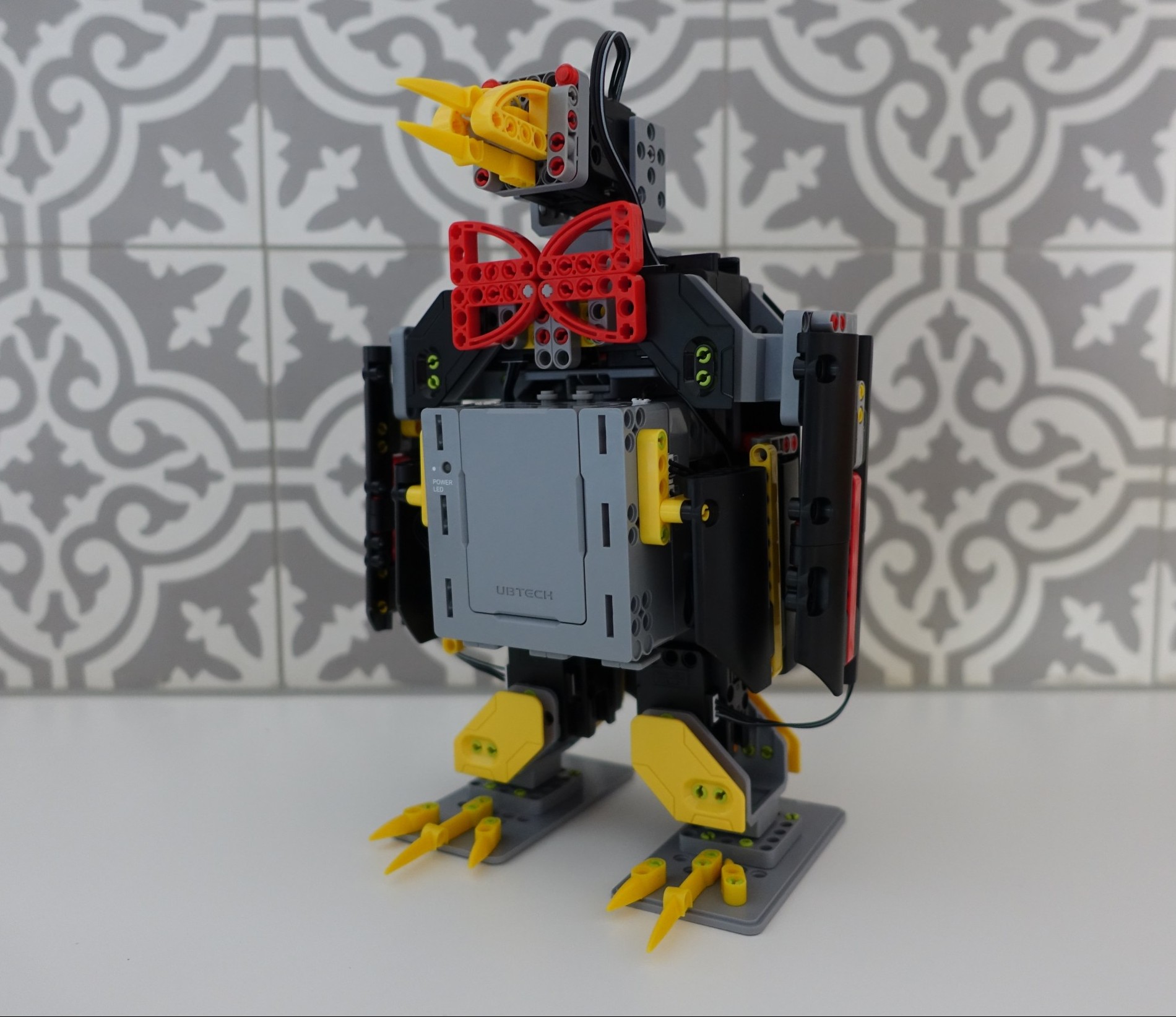 Jimu Robot Review - amazing all-round kids gadget » EFTM