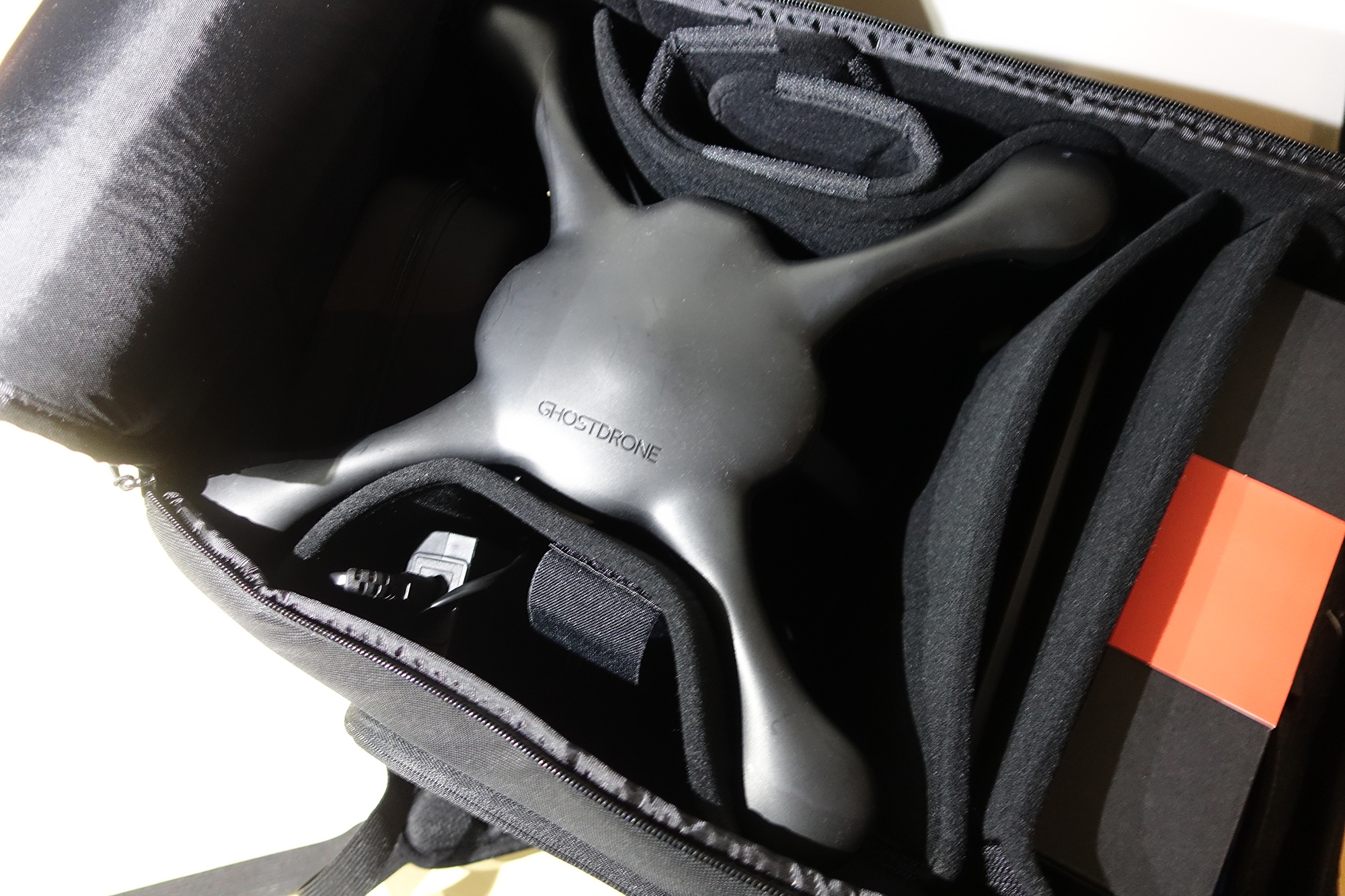 INCASE Drone Backpack Review - pack it all in, everything in reach » EFTM