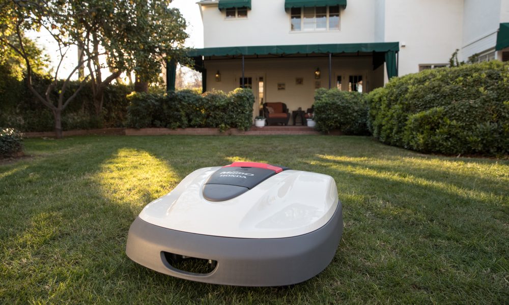 Honda introduces Miimo, a Robotic Lawn Mower » EFTM