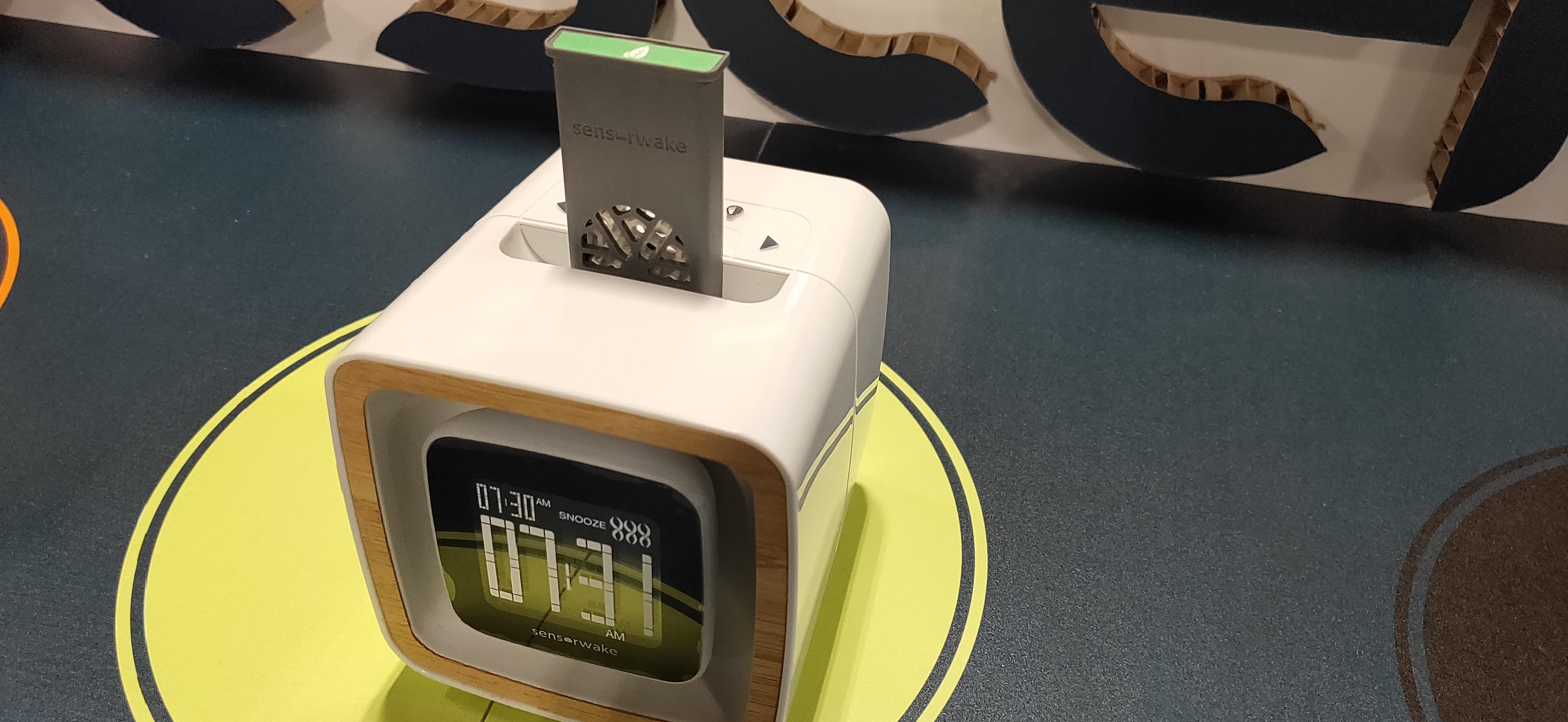 The Sensorwake will gently bring you out of sleep with smells & sounds » EFTM