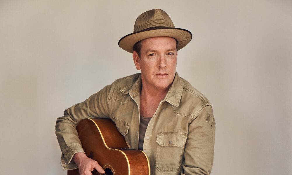 Dan Mullins - new talent kicking goals on the ARIA charts » EFTM