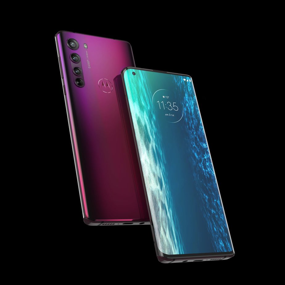 Motorola returns to flagship phones with the Edge and Edge+