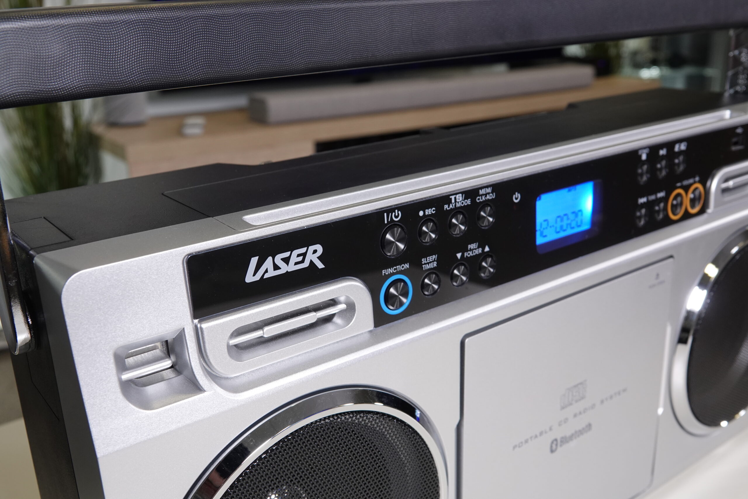 Laser Ghetto Blaster Boombox Review: Bringing old school back! » EFTM