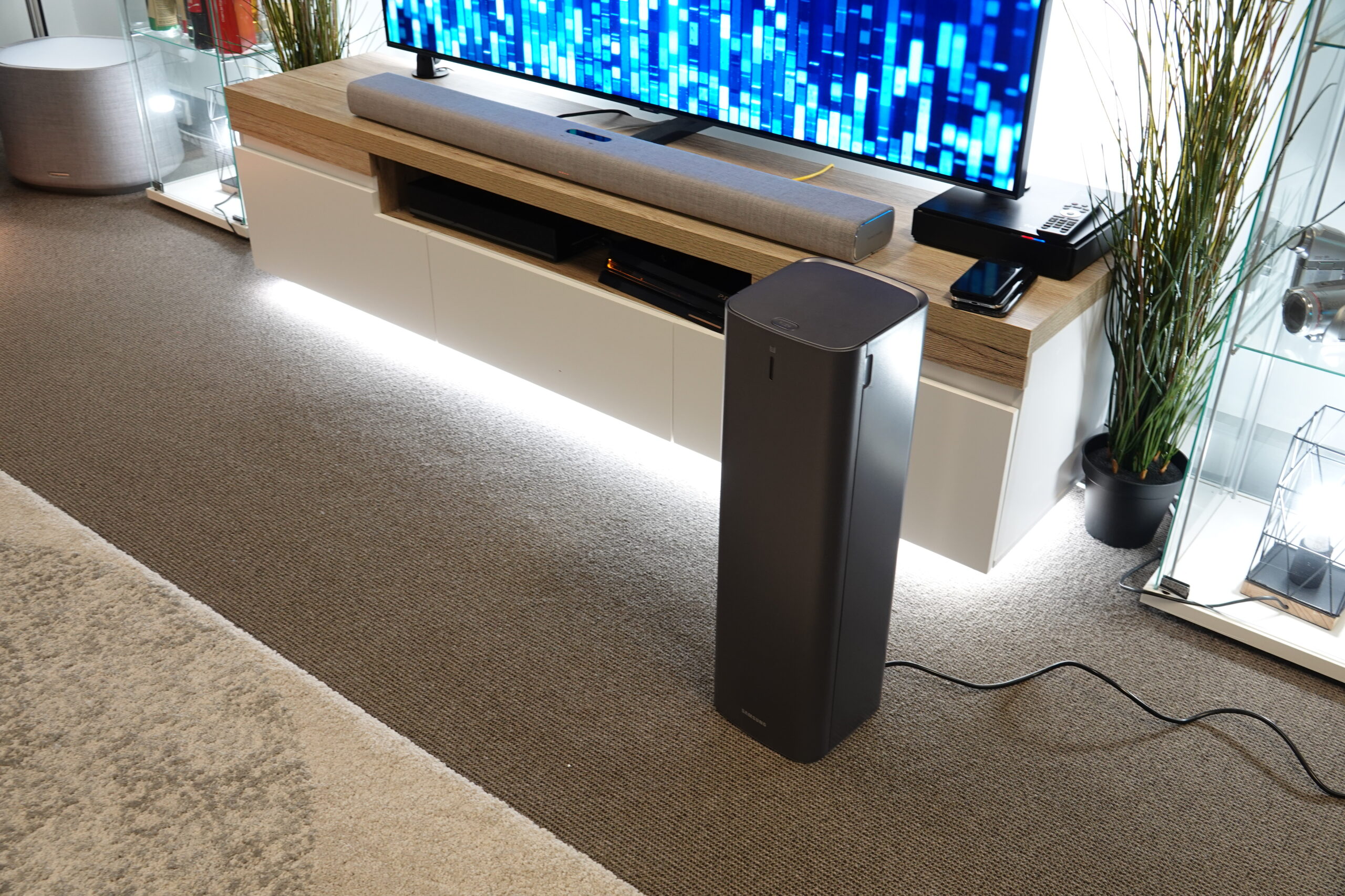 Samsung's Jet Stick vacuum & Clean Station review - more than you ...