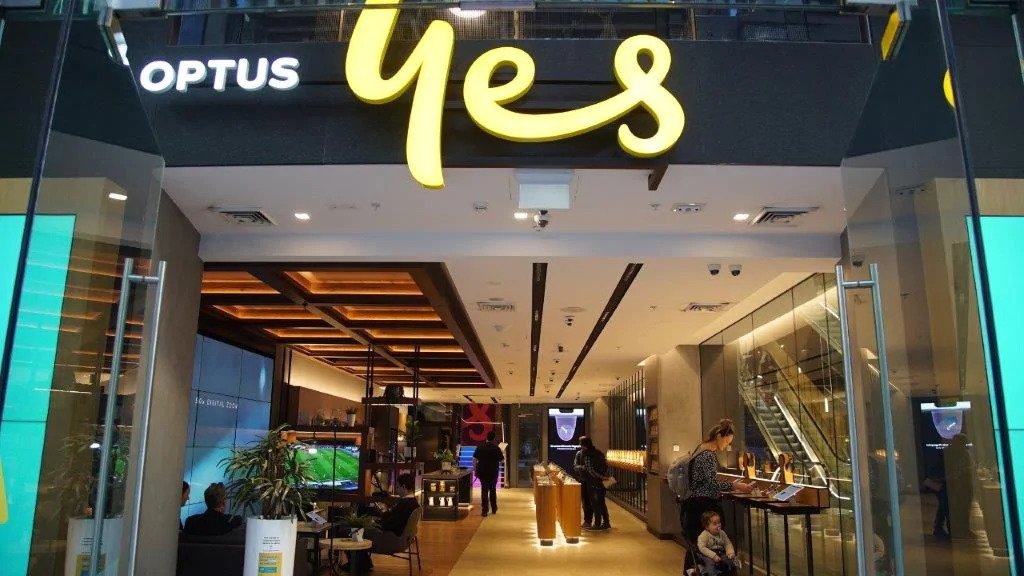 Optus Store Front » EFTM
