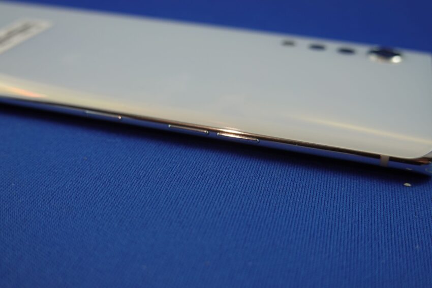 LG Velvet Review - back to design basics » EFTM