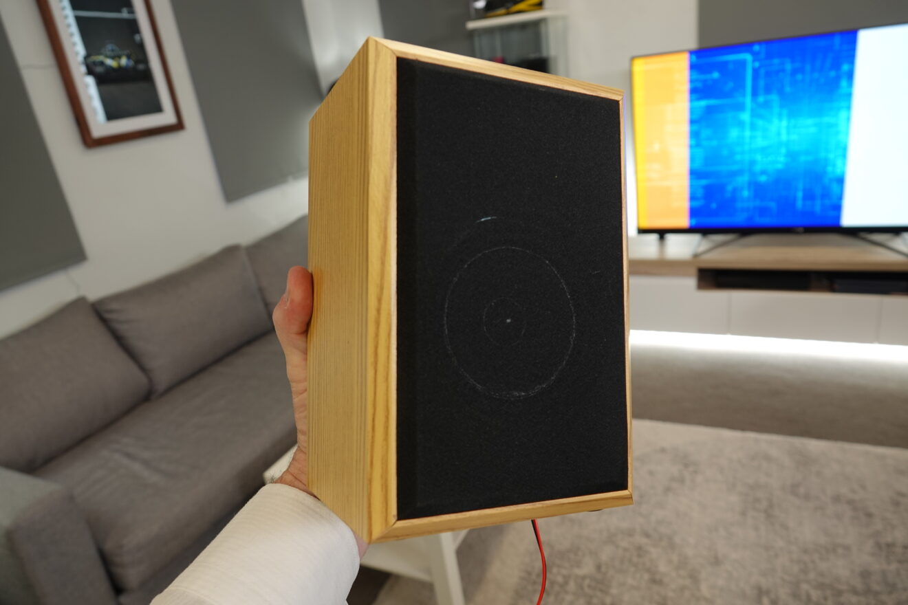 Aldi Turntable with Detachable Speakers review - dust off your records ...