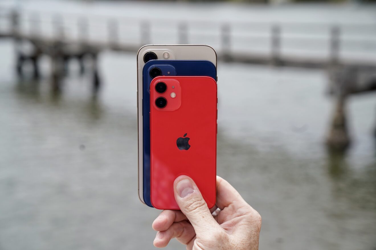 iPhone 12 Mini Review: You don’t need to take it to the max - EFTM