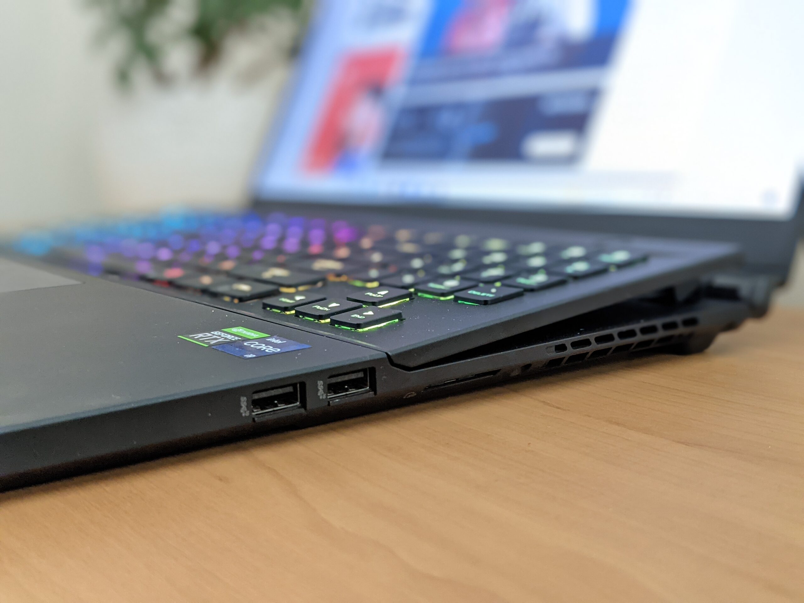 ASUS Zephyrus ROG S17 gaming laptop review: High-end Gaming on the Move