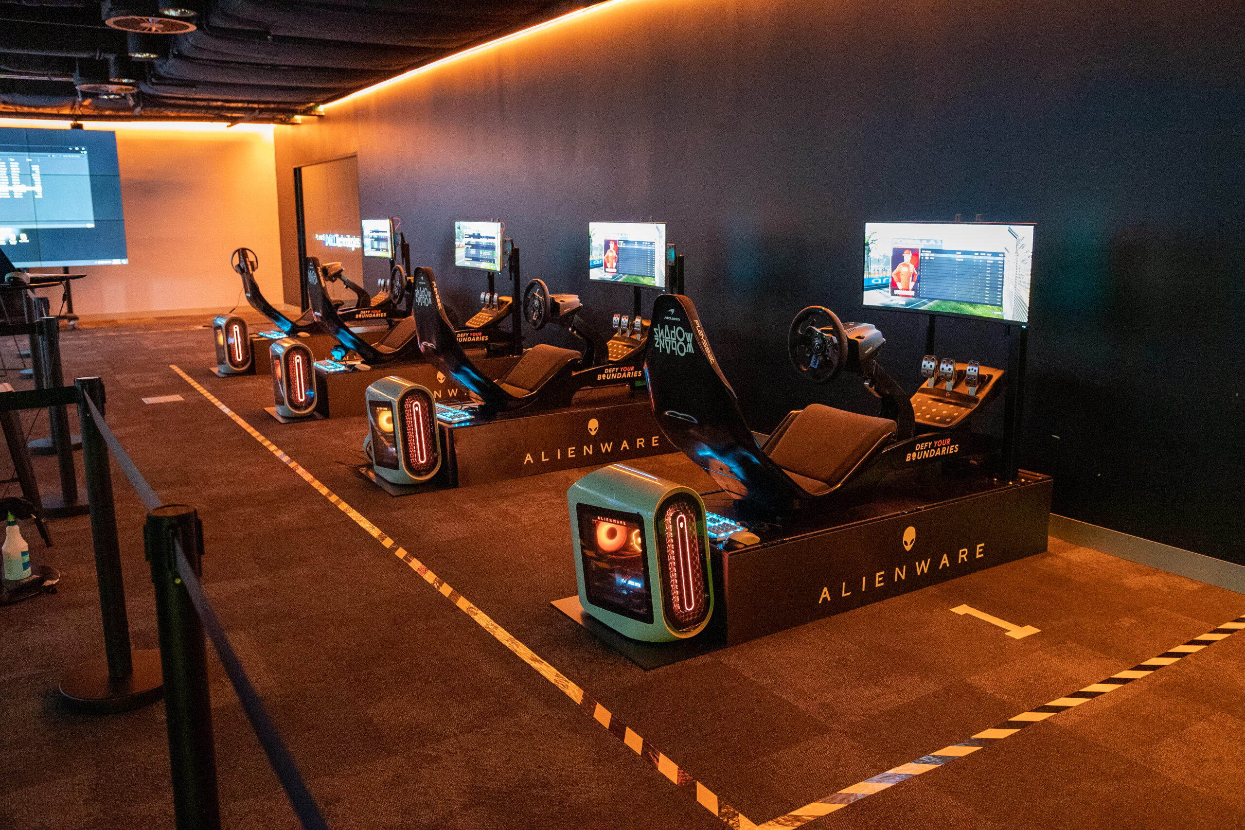 McLaren star Lando Norris sets blistering pace in eSports Alienware ...