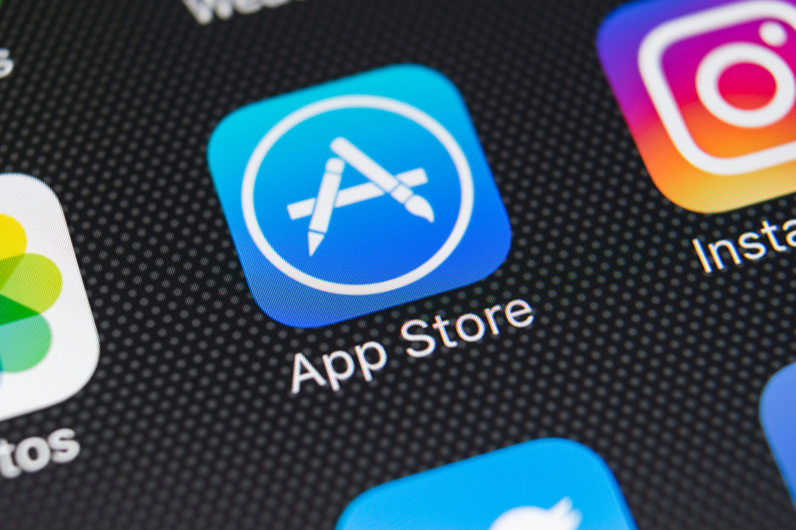 Apple introduces hundreds of new price-point options for App Developers ...