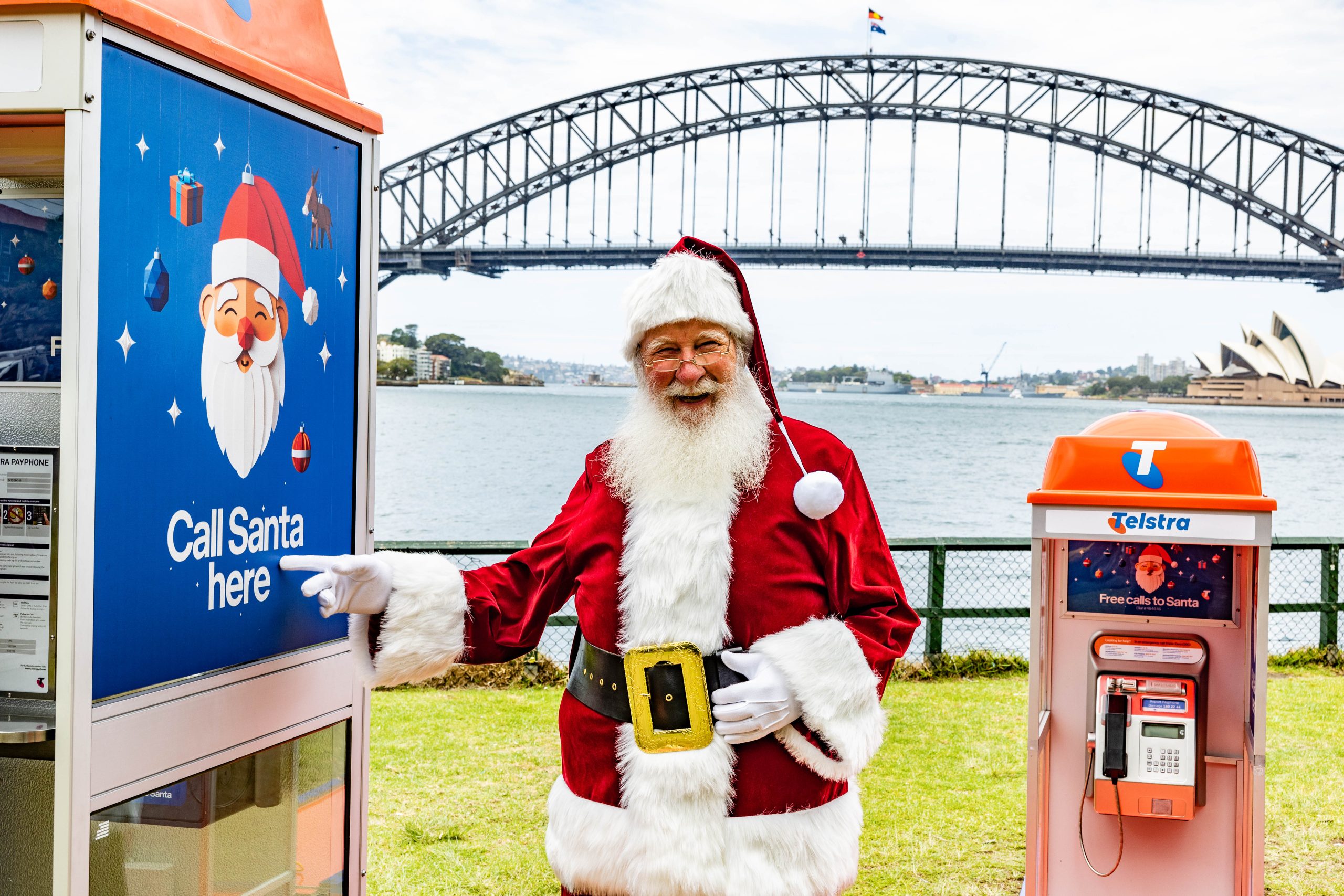 Call Santa from a Telstra Payphone and teach your kids about public ...