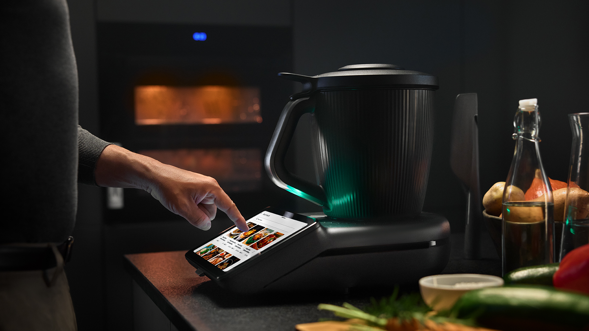 The high-tech kitchen appliance with a 10 inch colour touch screen and ...