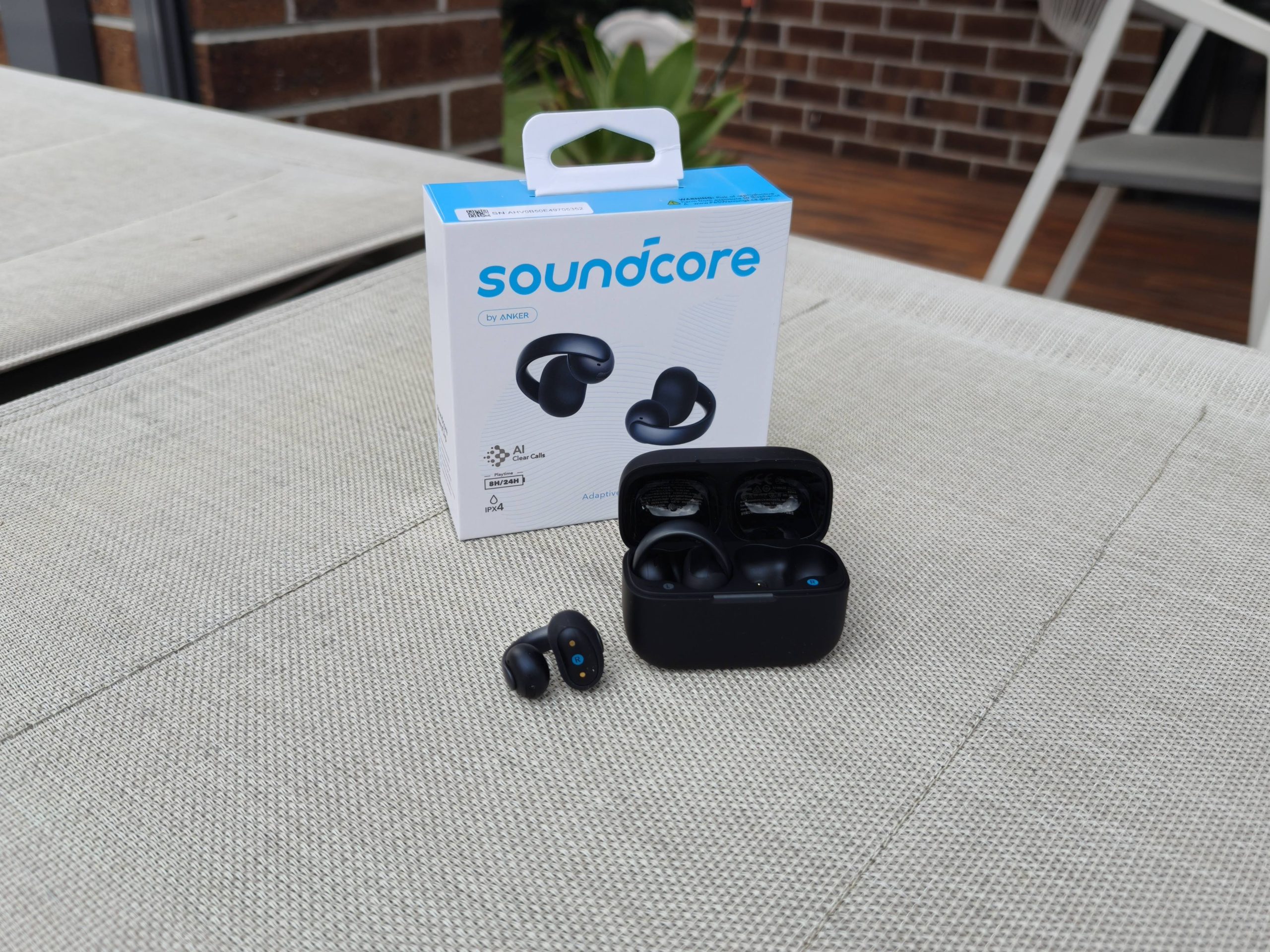 Review: Soundcore AeroClip -- strange looking but you'll barely notice ...
