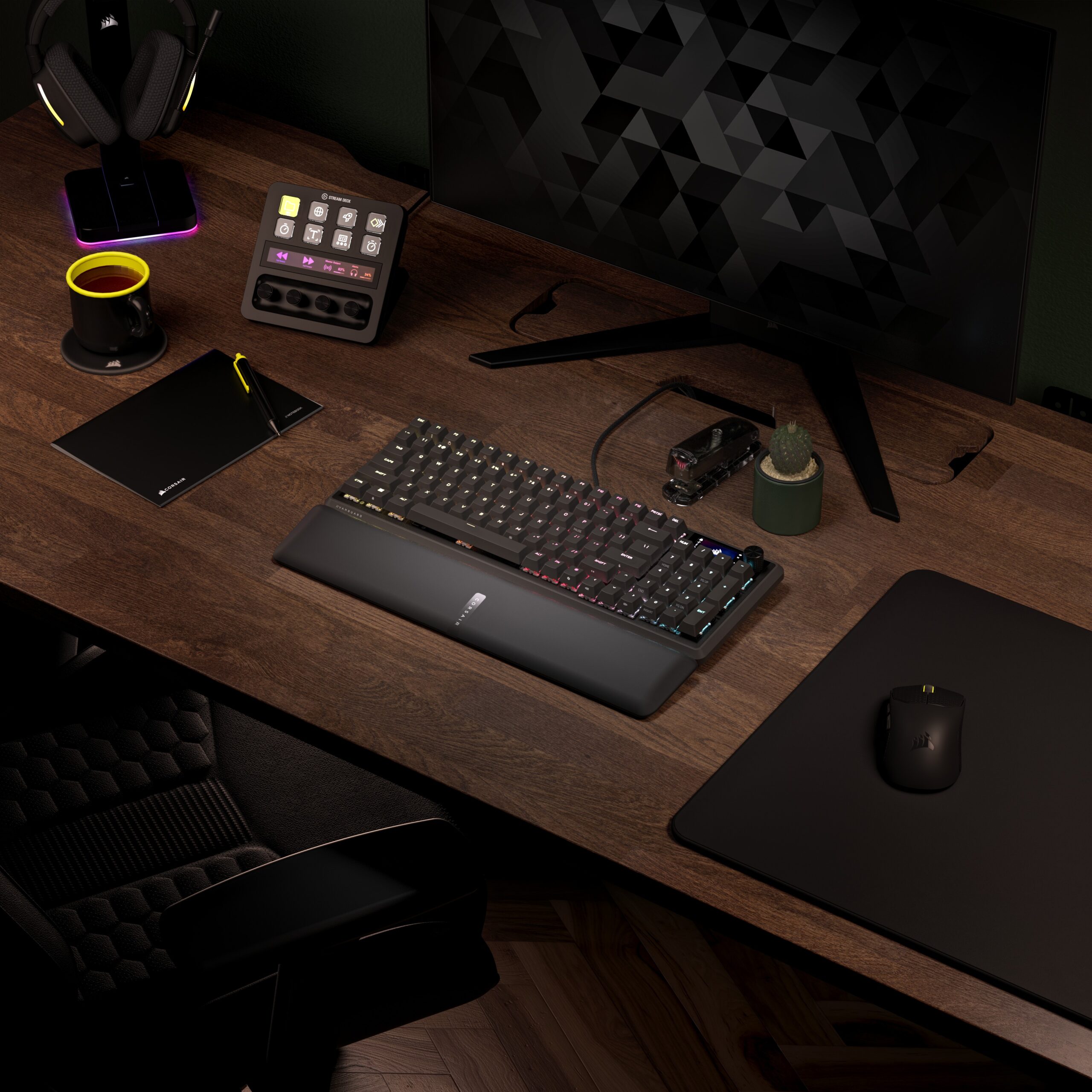 Corsair announce the Vanguard 96 mechanical gaming keyboards with integrated LCD screen and ...
