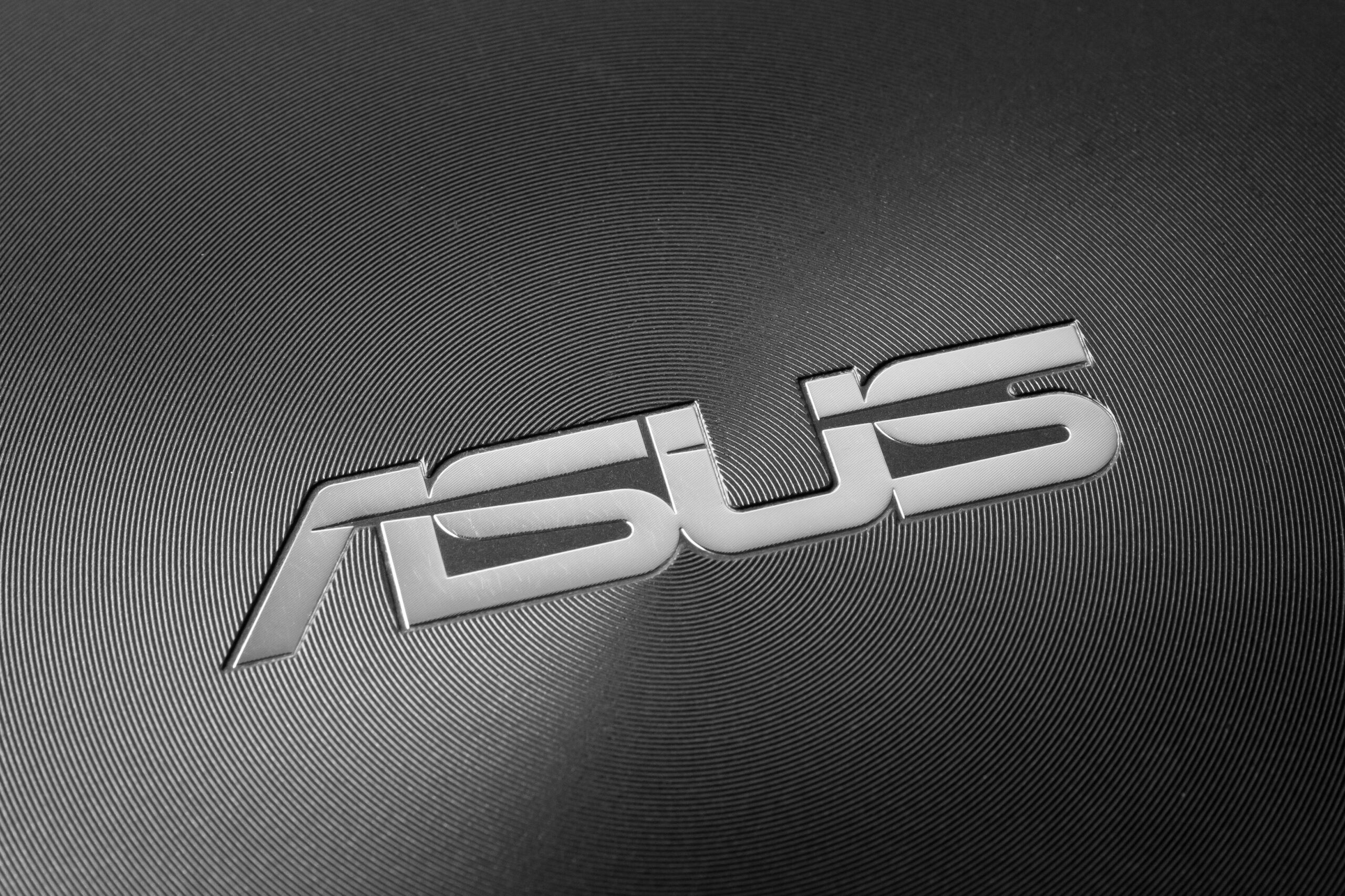 ASUS' new Zenbook Duo 2026 includes a new hideaway hinge that brings ...