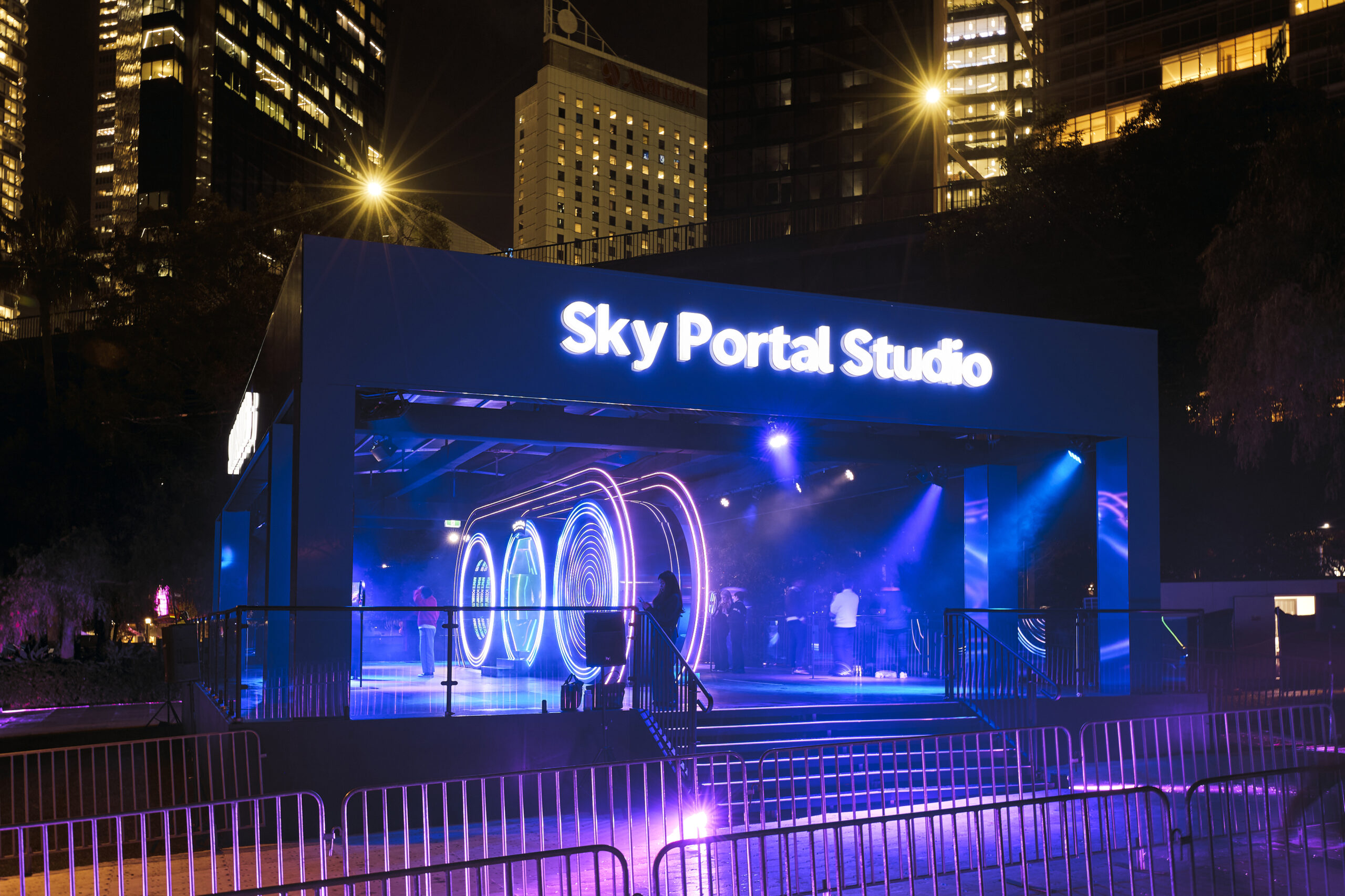 Experience the Galaxy S26 Ultra During Sydney's Vivid festival at the ...